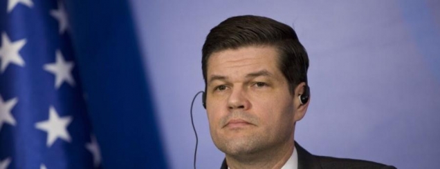 Wess Mitchell: Askush nuk mund tëvërë veto për ushtrinë e Kosovës ...