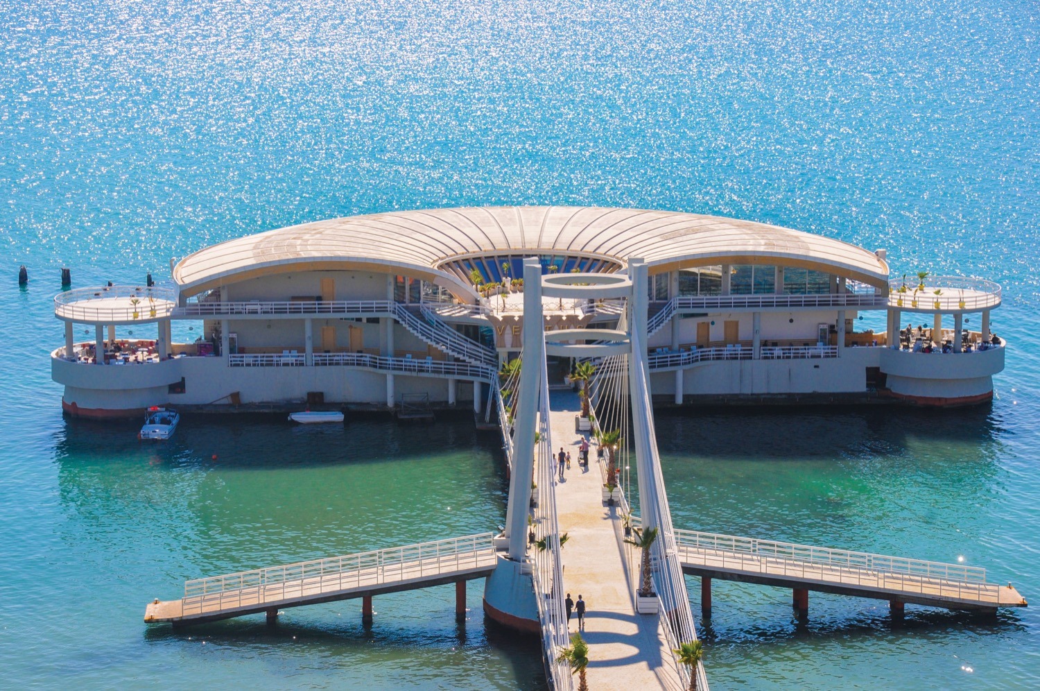 EKSKLUZIVE/ Zbulohen FOTOT: Meta feston në 2017 me trafiktantët Xhevdet ...